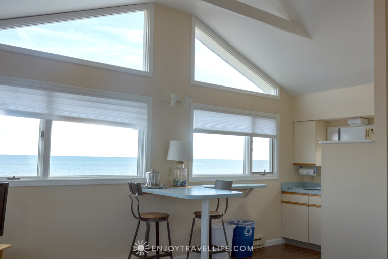 Chatham Tides Inn: Waterfront Weekend in Chatham, Cape Cod