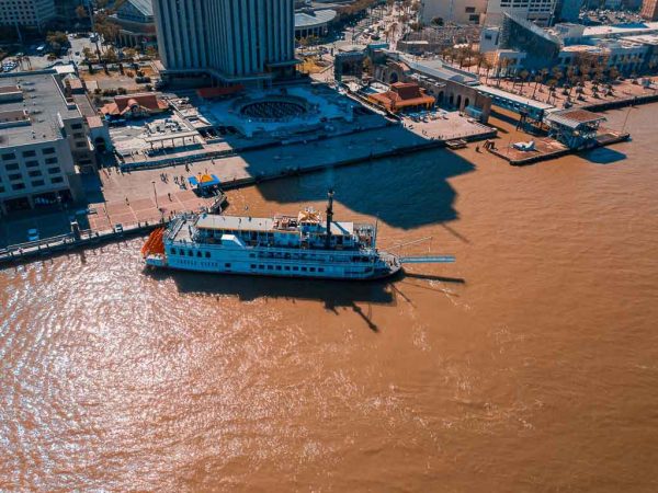 Best Riverboat Cruises on The Mississippi [New Orleans]