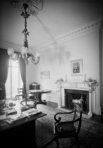 Best Haunted Houses in Boston for Halloween Fun - Enjoy Travel Life