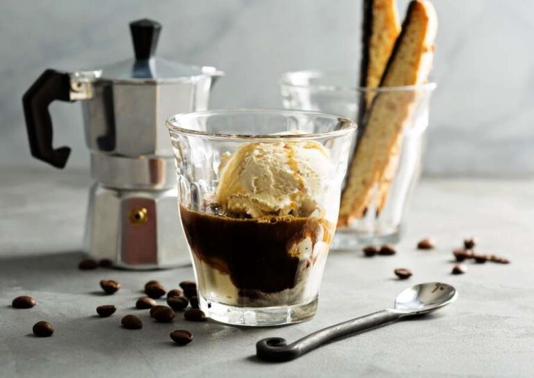 25 Most Popular Coffee Drinks Around the World You'll Want to Try at Home