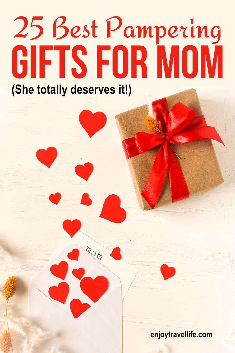 26 Best Pampering Gifts for Mom To Make Her Feel Special in 2023