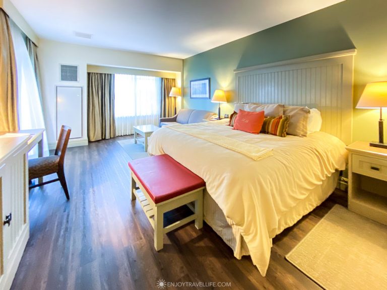 Top Waterfront Hotel Near 1000 Islands, New York