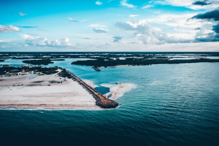 7 Best Gulf of Mexico Vacations: Vibrant Cities, Beaches